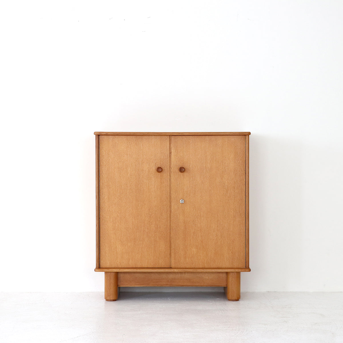 Cabinet – FILM